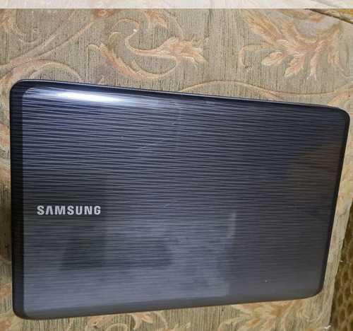 Ноутбук samsung r525