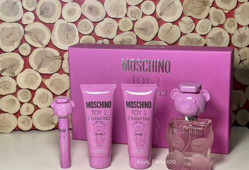 Moschino toy 2 набор 4в1