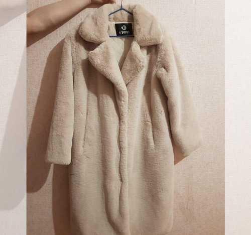 Шуба из искусственного меха