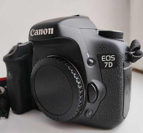 Фотоаппарат Canon EOS 7D