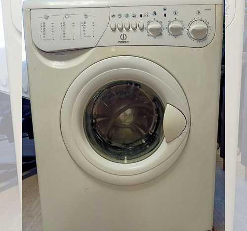 Стиральная машина Indesit W105TX