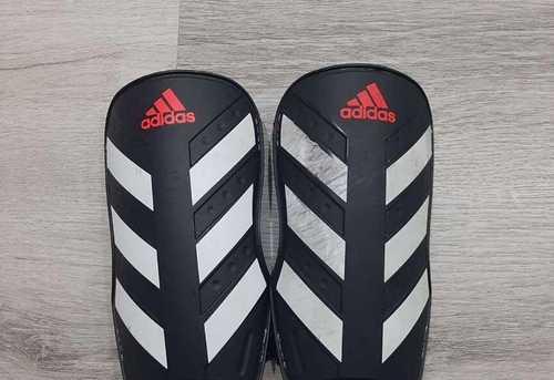 Щитки футбольные Adidas
