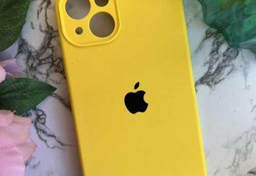 Чехол силиконовый iPhone 13 с яблоком Желтый