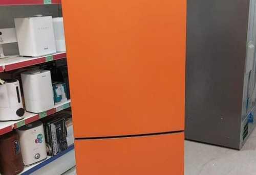 Холодильник двухкамерный Haier C2F636corg