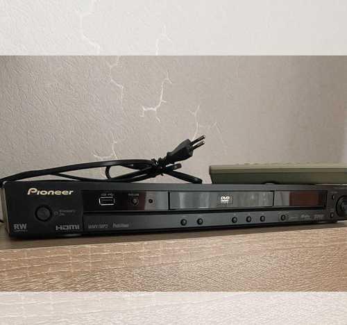 DvD плеер pioneer DV-400V-K