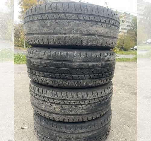 Viatti Strada Asimmetrico V-130 205/55 R16