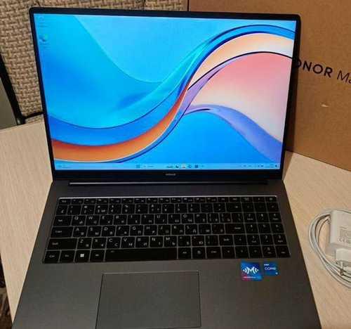 Honor magicbook x16/i5-12450/8/512