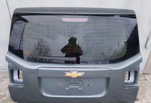 Крышка багажника Chevrolet Orlando