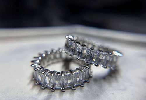 Серебряное кольцо женское 925
