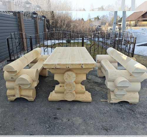 Скамья и стол