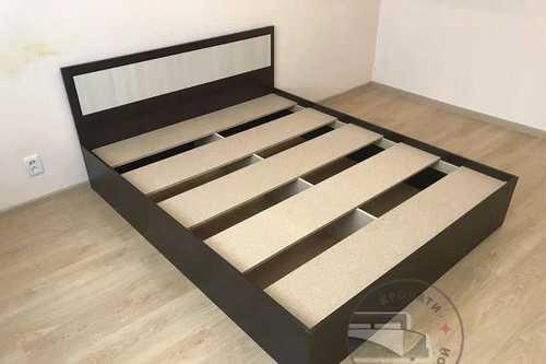 Кровать бу краснодар. Ikea Malm кровать. Кровать ikea 160 200. Ikea Malm Queen Bed. Кровать МАЛЬМ икеа 160х200.