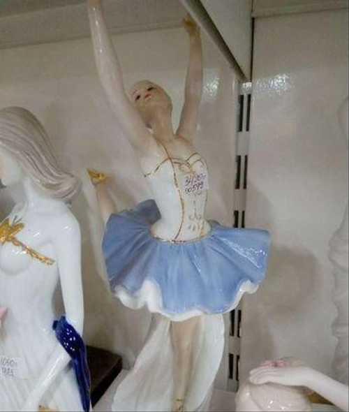 Статуэтка балерина фарфоровая