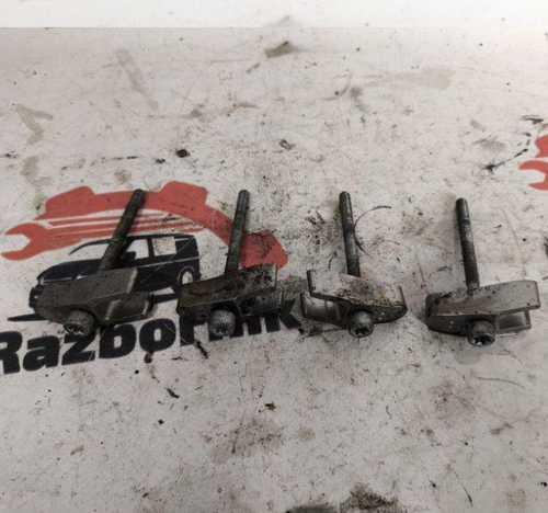 Кронштейн форсунки Mercedes Vito W639 2008