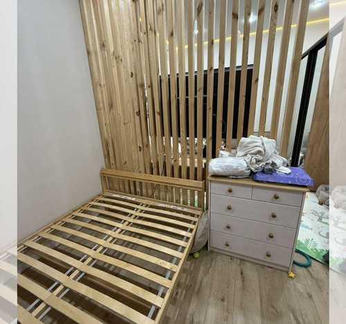 Кровать IKEA 140х200