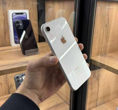 iPhone Xr, 128 ГБ