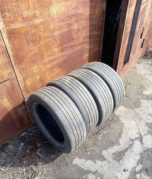 Michelin Agilis 81 215/60 R17