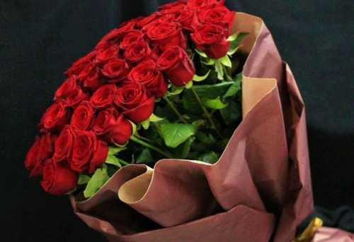Букт из 31 красной розы