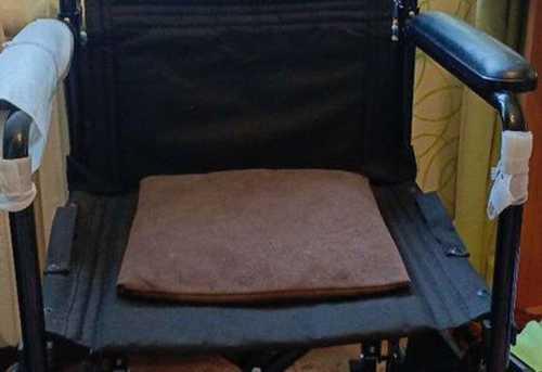 Кресло- коляска для инвалидов