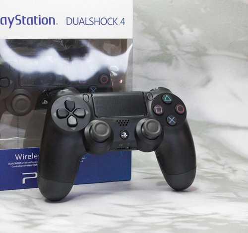 Геймпад PlayStation 4