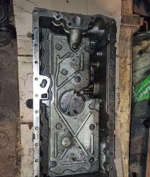 8670460 Volvo Поддон масляный двигателя S60