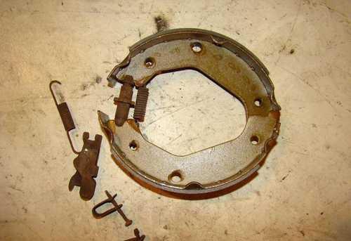 Монтажный комплект ручника Kia Sorento 2006г