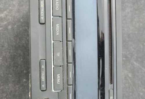 Магнитола VW RCD310 Delphi 1K0035186AN