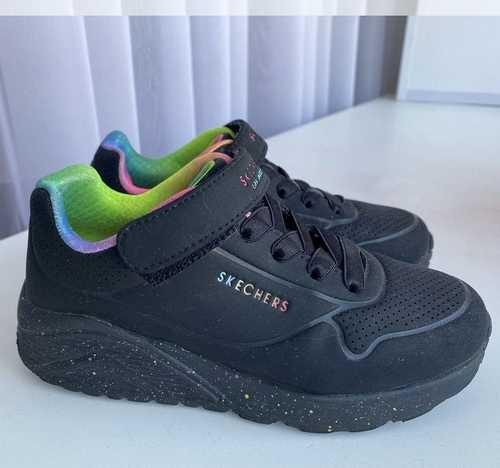 Кроссовки для девочки Skechers 30 размер