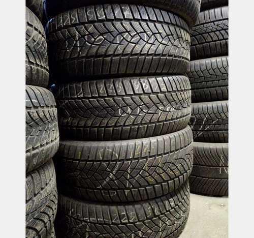 Goodyear UltraGrip Performance 225/50 R17