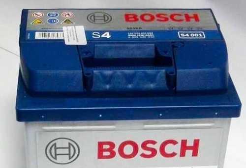 Аккумулятор Bosch S4 Silver 44Ah 440А S40 010