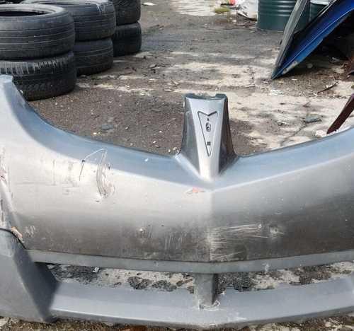 Бампер передний на pontiac vibe