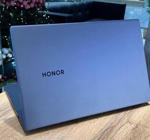 Ноутбук Honor MagicBook 15 BMH-WFQ9HN Ryzen 5-5500