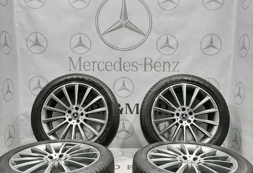 Opигинальный AMG комплект колес на Mercedes-Benz