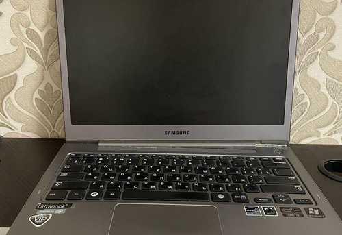 13.3" Samsung NP530U3C, 512 ГБ, Core i5-3317U, RAM 4 ГБ, Intel HD Graphics 4000