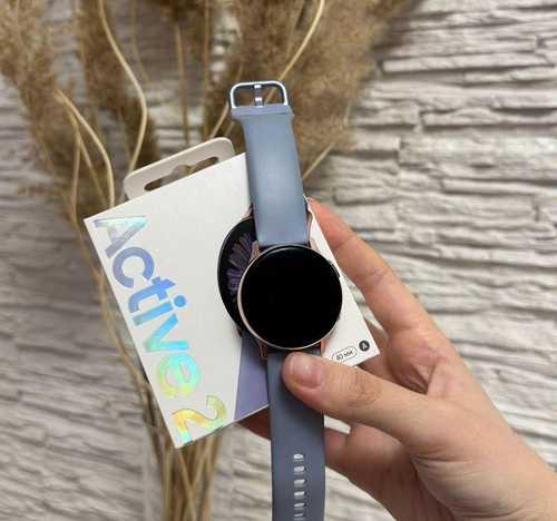 Часы Samsung Galaxy Watch Active 2