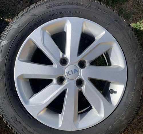 Goodyear UltraGrip Ice  195/60 R15 88T