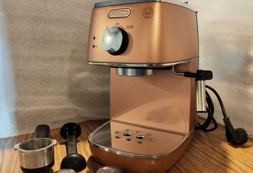 Рожковая кофеварка Delonghi eci431.cp