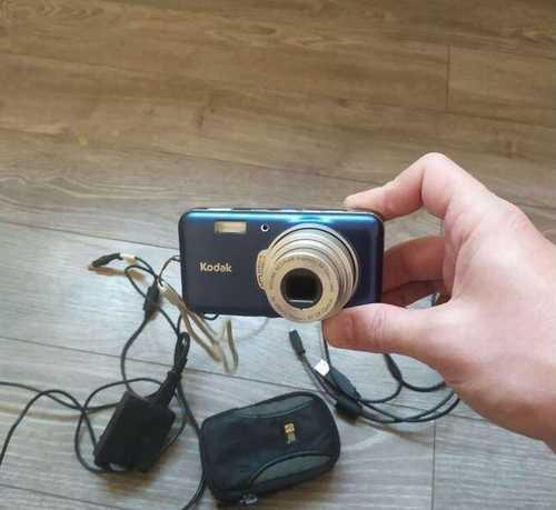 Компактный фотоаппарат Kodak easy share V1003