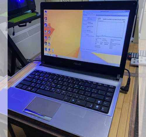 Ноутбук asus U30SD i3 2310m, 8 Ram, GT520, HDD