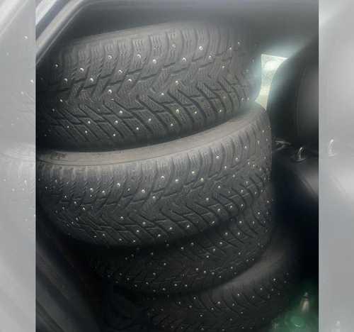 Nokian Tyres Hakkapeliitta 8 205/60 R16