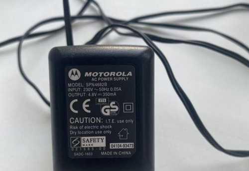 Зарядка Motorola модель spn4682b