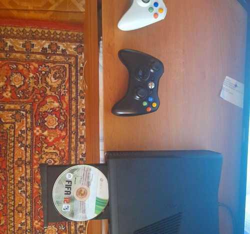 Xbox 360 slim 250gb прошитый freeboot