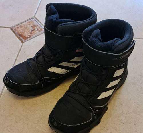 Ботинки adidas terrex