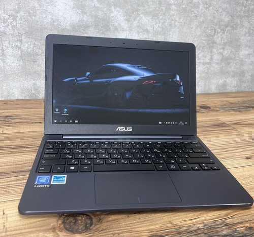 Asus ноутбук компактный шустрый