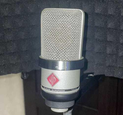 Студийный микрофон Neumann TLM 102 оригинал