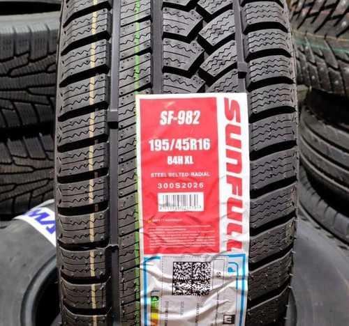 Sunfull SF982 195/45 R16 84H