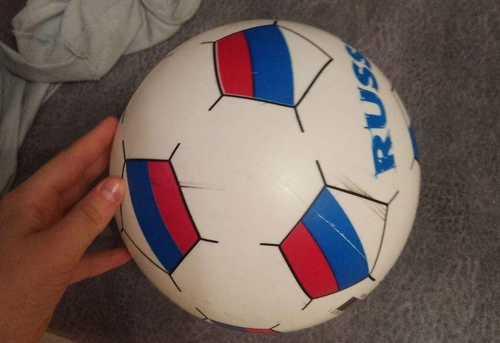 Футбольный мяч надувной