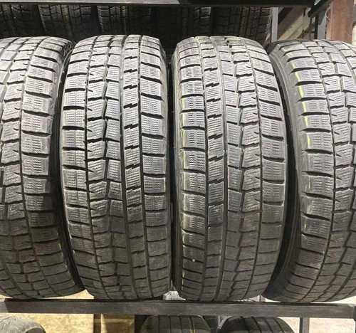 Dunlop Winter Maxx WM01 215/65 R16 94R