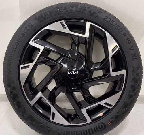 Новые Kia Sportage 5, Nokian 235/55 R19