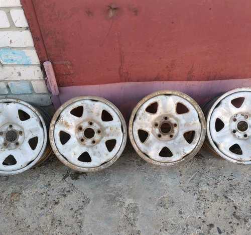 Диски штампованные на Волгу R15