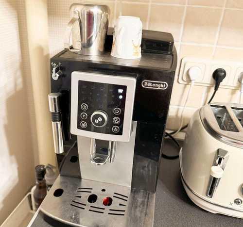 Кофемашина delonghi ecam 23.210